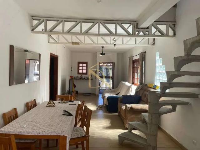 Casa / Sobrado para Venda em São José dos Campos/SP Jardim Valparaíba 3 Quartos