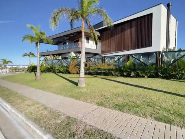Casa / Sobrado para Venda em São José dos Campos/SP Loteamento Terras Alpha São José dos Campos 4 Quartos