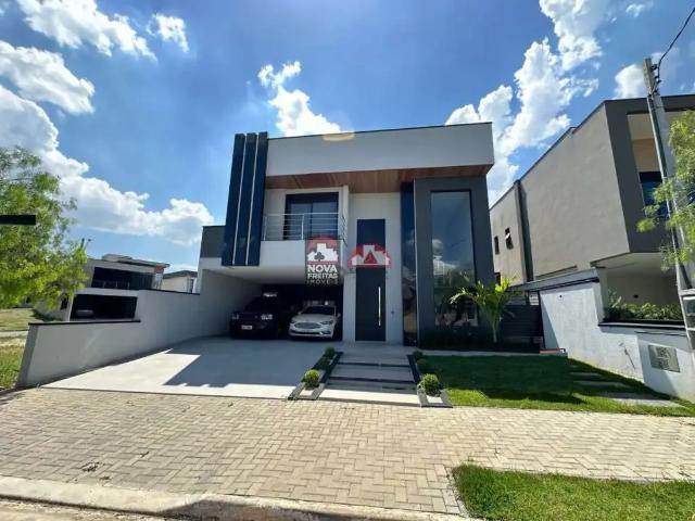 Casa / Sobrado para Venda em São José dos Campos/SP Loteamento Floresta 4 Quartos