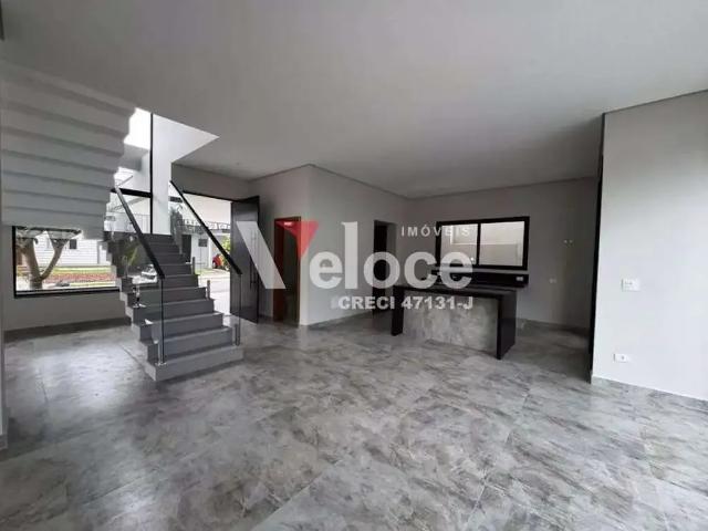 Casa / Sobrado para Venda em São José dos Campos/SP Loteamento Floresta 4 Quartos
