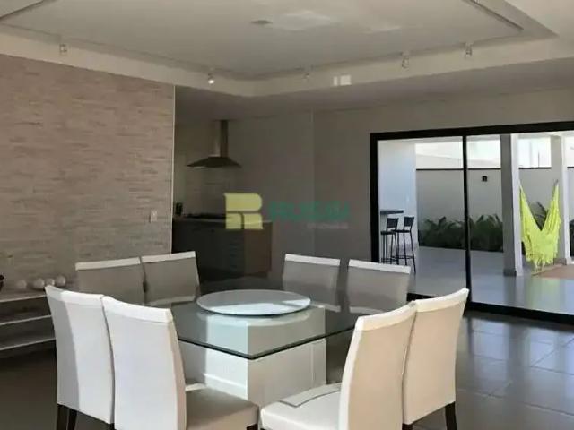Casa / Sobrado para Venda em São José dos Campos/SP Loteamento Floresta 5 Quartos