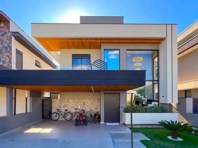 Casa / Sobrado para Venda em São José dos Campos/SP Loteamento Floresta 3 Quartos
