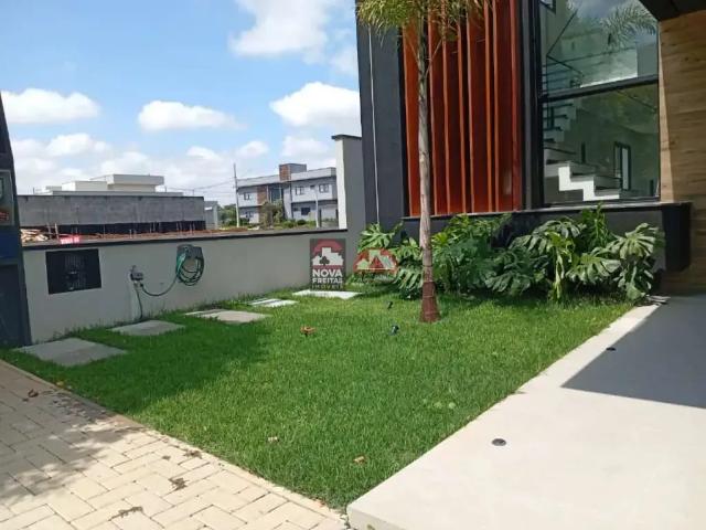 Casa / Sobrado para Venda em São José dos Campos/SP Loteamento Floresta 3 Quartos