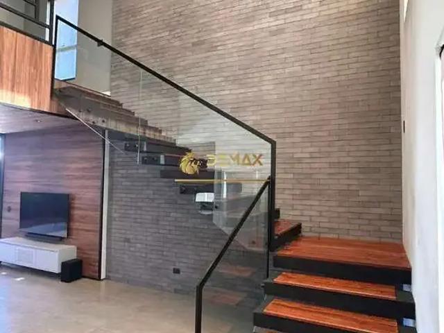 Casa / Sobrado para Venda em São José dos Campos/SP Loteamento Floresta 3 Quartos