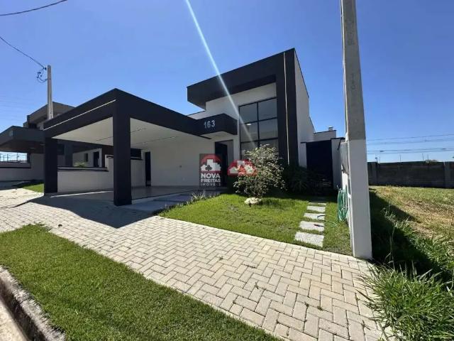 Casa / Sobrado para Venda em São José dos Campos/SP Loteamento Floresta 3 Quartos
