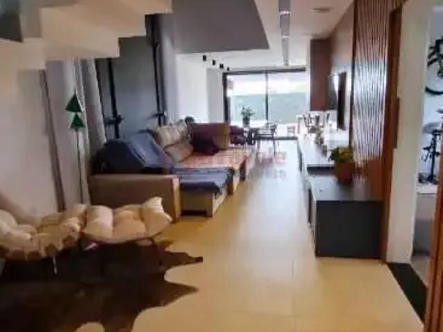 Casa / Sobrado para Venda em São José dos Campos/SP Loteamento Floresta 3 Quartos