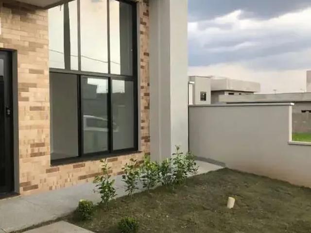 Casa / Sobrado para Venda em São José dos Campos/SP Loteamento Floresta 3 Quartos