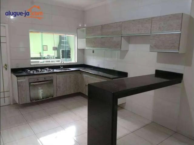 Casa / Sobrado para Venda em São José dos Campos/SP Loteamento Residencial Vista Linda 3 Quartos