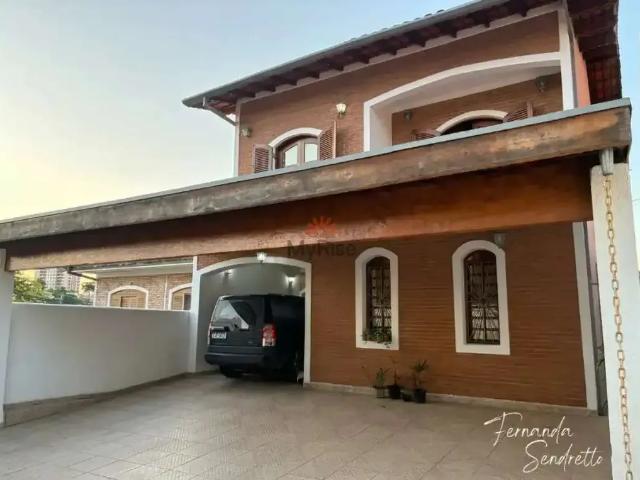 Casa / Sobrado para Venda em São José dos Campos/SP Monte Castelo 5 Quartos