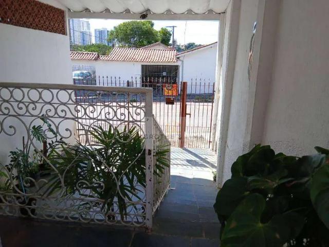 Casa / Sobrado para Venda em São José dos Campos/SP Monte Castelo 3 Quartos