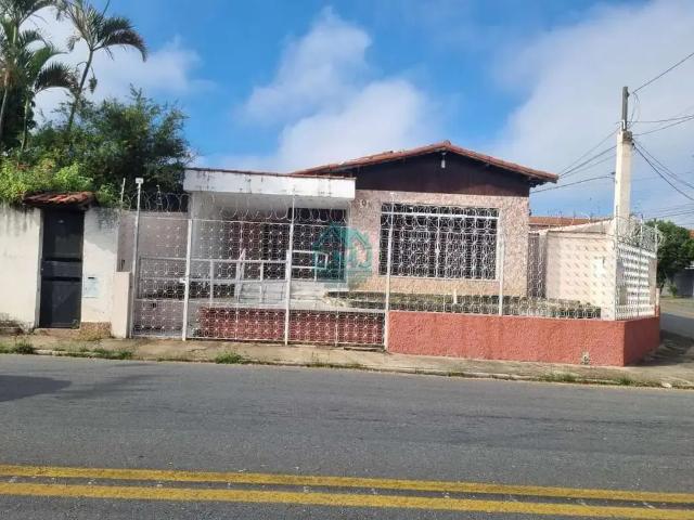 Casa / Sobrado para Venda em São José dos Campos/SP Monte Castelo 3 Quartos