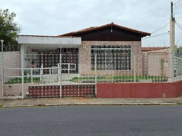 Casa / Sobrado para Venda em São José dos Campos/SP Monte Castelo 3 Quartos