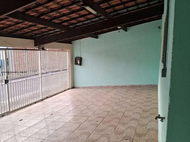 Casa / Sobrado para Venda em São José dos Campos/SP Monte Castelo 3 Quartos