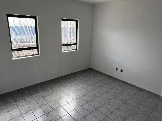 Casa / Sobrado para Venda em São José dos Campos/SP Monte Castelo 3 Quartos