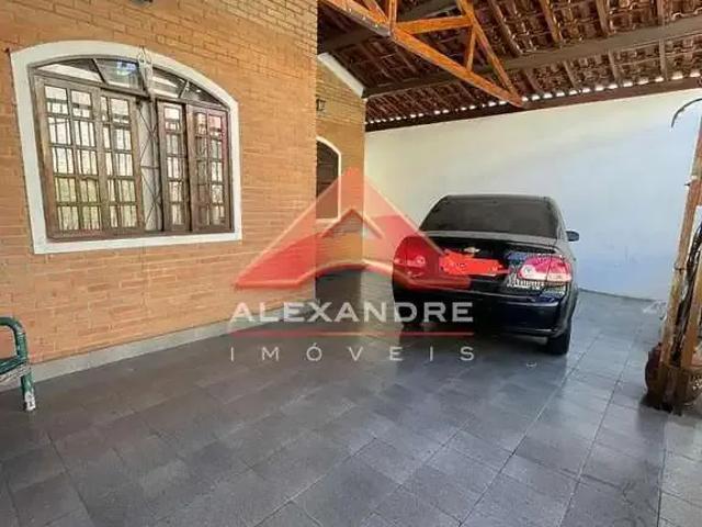 Casa / Sobrado para Venda em São José dos Campos/SP Monte Castelo 3 Quartos
