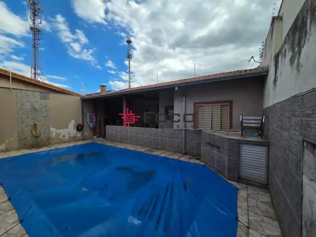 Casa / Sobrado para Venda em São José dos Campos/SP Santana 4 Quartos