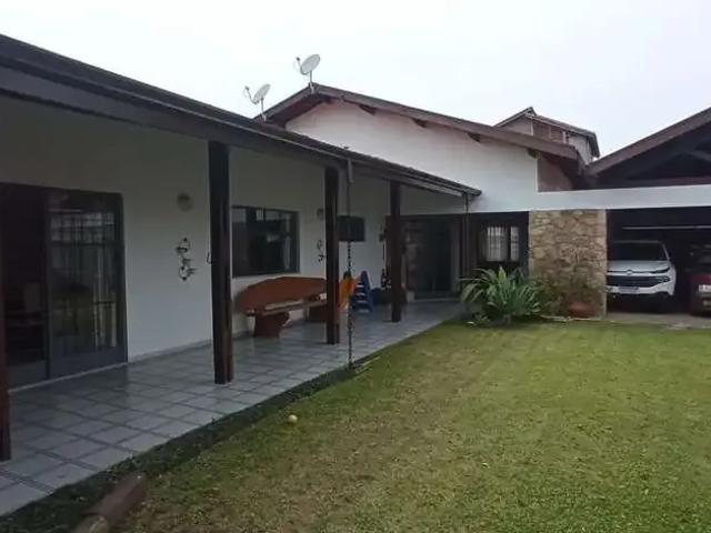 Casa / Sobrado para Venda em São José dos Campos/SP Santana 4 Quartos