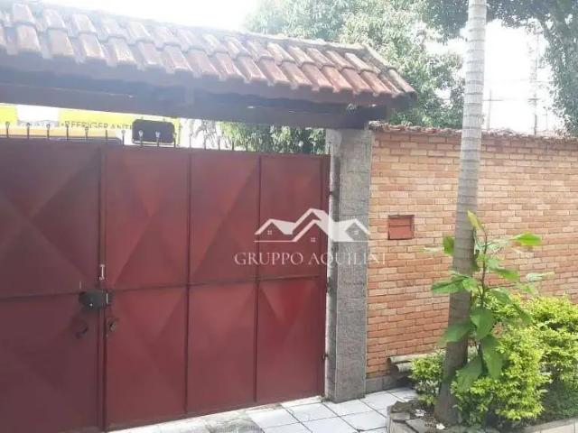 Casa / Sobrado para Venda em São José dos Campos/SP Santana 4 Quartos