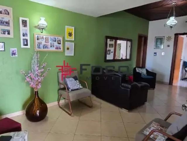 Casa / Sobrado para Venda em São José dos Campos/SP Santana 5 Quartos