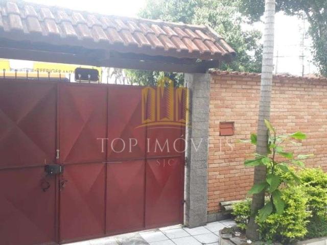 Casa / Sobrado para Venda em São José dos Campos/SP Santana 5 Quartos