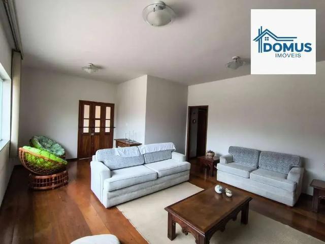 Casa / Sobrado para Venda em São José dos Campos/SP Santana 3 Quartos