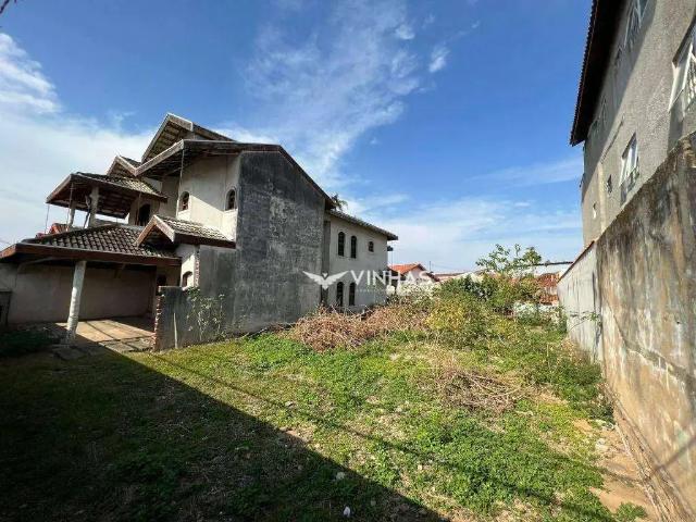 Casa / Sobrado para Venda em São José dos Campos/SP Santana 3 Quartos