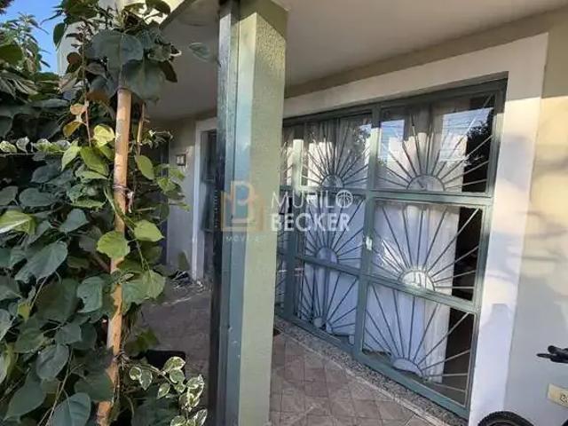 Casa / Sobrado para Venda em São José dos Campos/SP Parque Industrial 4 Quartos
