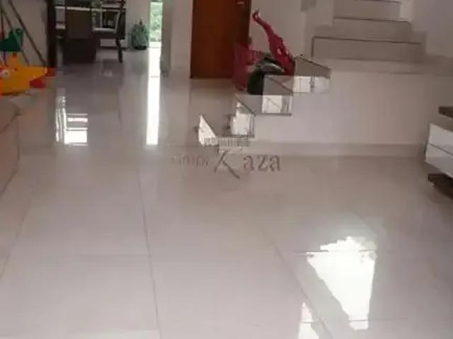 Casa / Sobrado para Venda em São José dos Campos/SP Residencial Alto dos Ypês 4 Quartos