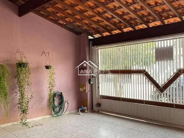 Casa / Sobrado para Venda em São José dos Campos/SP Residencial Bosque dos Ipês 3 Quartos