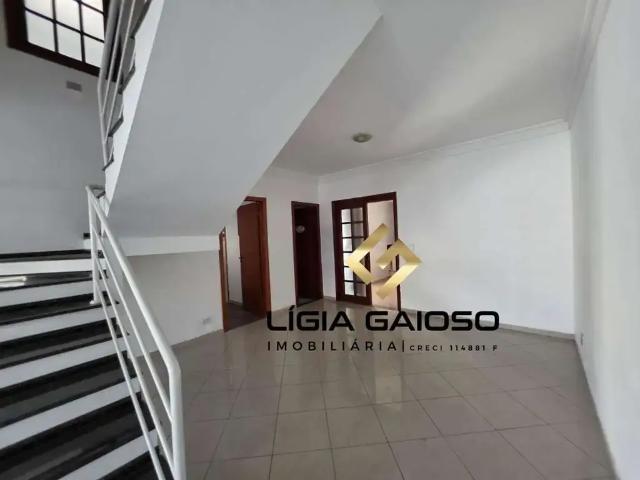 Casa / Sobrado para Venda em São José dos Campos/SP Residencial de Ville 4 Quartos
