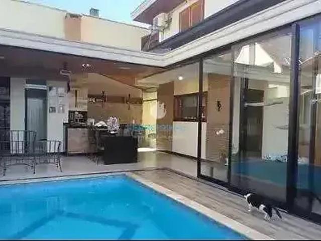Casa / Sobrado para Venda em São José dos Campos/SP Urbanova 3 Quartos