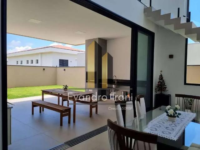Casa / Sobrado para Venda em São José dos Campos/SP Urbanova 3 Quartos