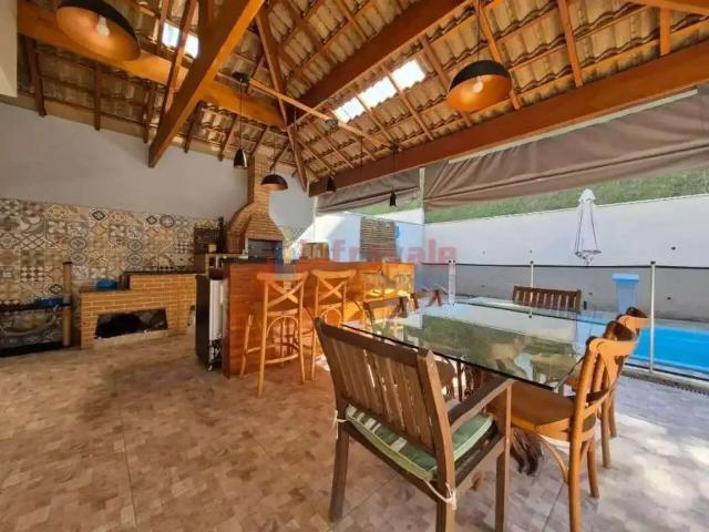 Casa / Sobrado para Venda em São José dos Campos/SP Urbanova 4 Quartos