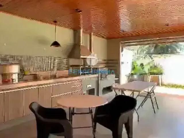 Casa / Sobrado para Venda em São José dos Campos/SP Urbanova 4 Quartos