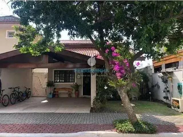 Casa / Sobrado para Venda em São José dos Campos/SP Urbanova 4 Quartos