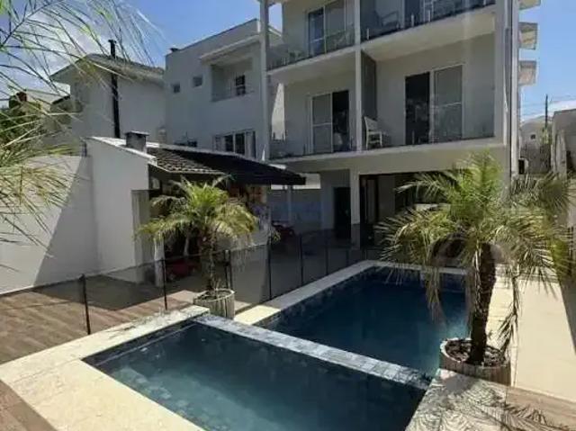 Casa / Sobrado para Venda em São José dos Campos/SP Urbanova 5 Quartos
