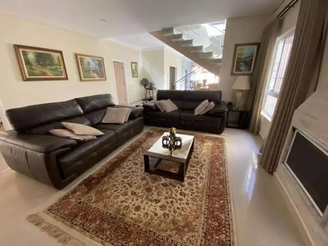 Casa / Sobrado para Venda em São José dos Campos/SP Urbanova 5 Quartos