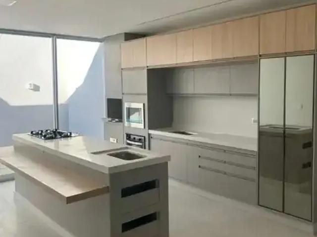 Casa / Sobrado para Venda em São José dos Campos/SP Urbanova VII 3 Quartos
