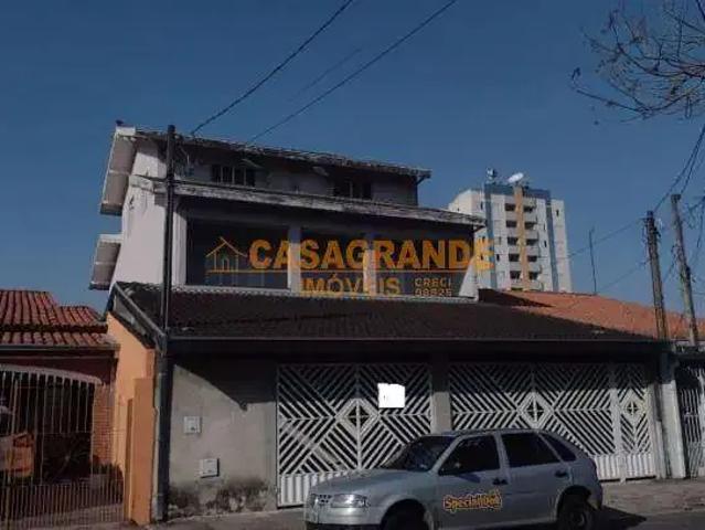 Casa / Sobrado para Venda em São José dos Campos/SP Vila Tatetuba 4 Quartos