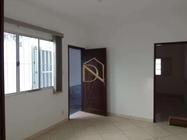 Casa / Sobrado para Venda em São José dos Campos/SP Vila Tesouro 3 Quartos