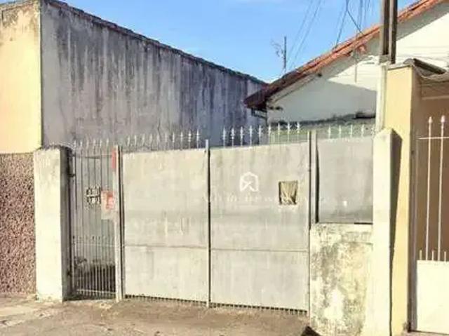 Casa / Sobrado para Venda em São José dos Campos/SP Vila Alexandrina 2 Quartos