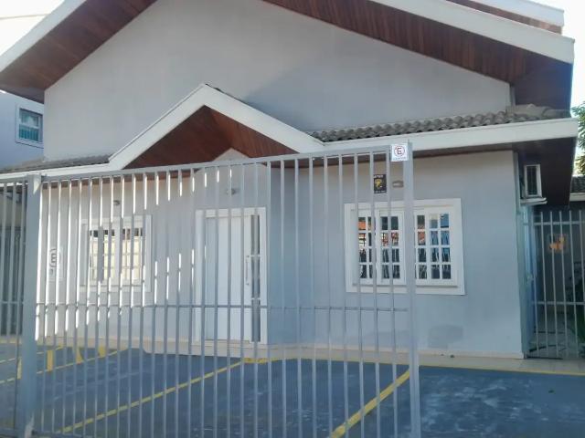 Casa / Sobrado para Venda em São José dos Campos/SP Vila Ema 4 Quartos
