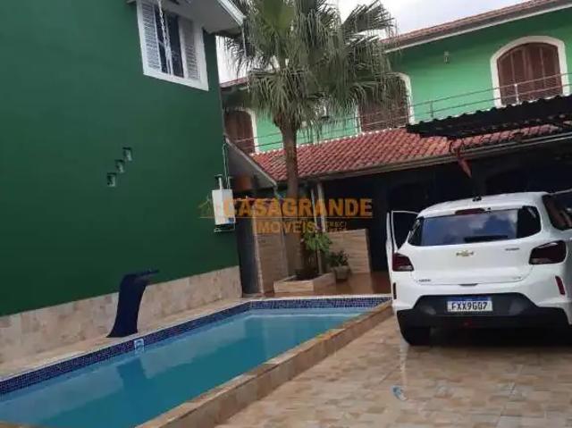 Casa / Sobrado para Venda em São José dos Campos/SP Vila Ester 3 Quartos