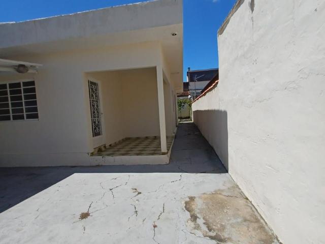 Casa / Sobrado para Venda em São José dos Campos/SP Vila Ester 3 Quartos