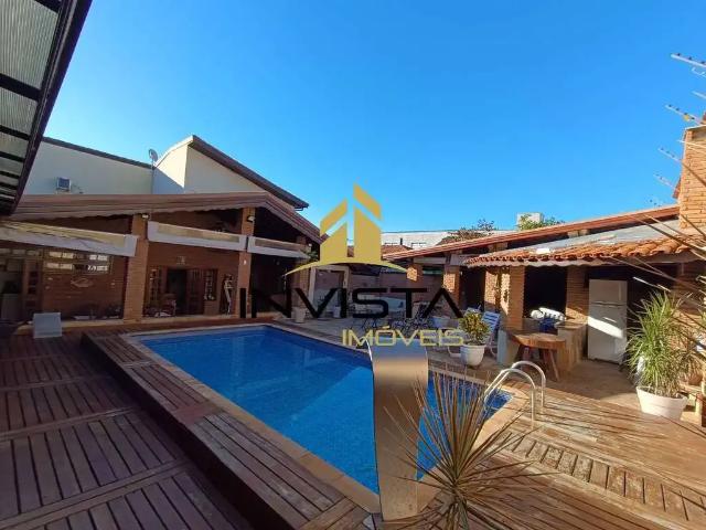 Casa / Sobrado para Venda em São José dos Campos/SP Vila Industrial 4 Quartos