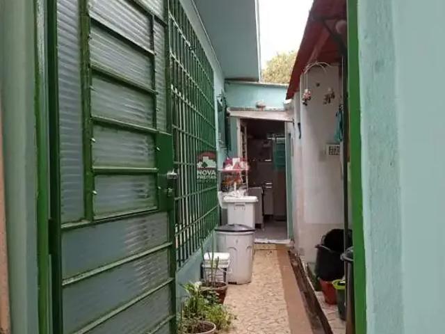 Casa / Sobrado para Venda em São José dos Campos/SP Vila Maria 5 Quartos