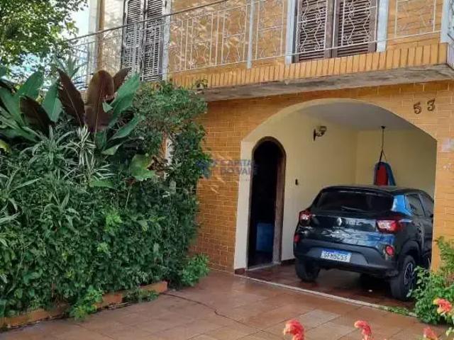 Casa / Sobrado para Venda em São José dos Campos/SP Vila Nair 4 Quartos