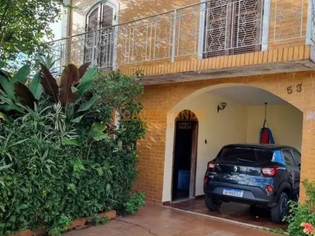 Casa / Sobrado para Venda em São José dos Campos/SP Vila Nair 4 Quartos