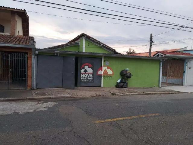 Casa / Sobrado para Venda em São José dos Campos/SP Vila Nair 6 Quartos
