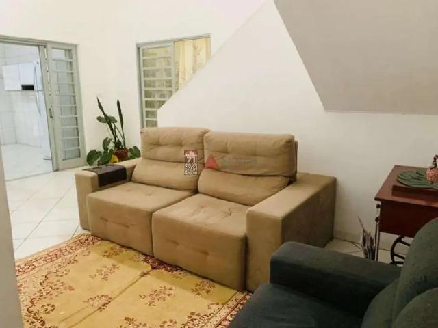 Casa / Sobrado para Venda em São José dos Campos/SP Vila Paiva 4 Quartos